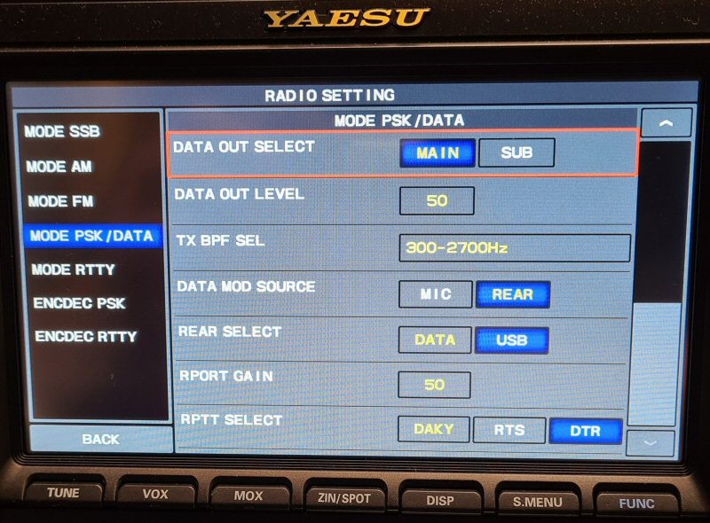 FTDX101 - VK4SN Amateur Radio Station