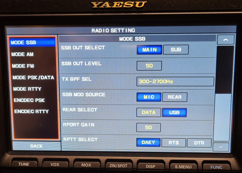 FTDX101 - VK4SN Amateur Radio Station